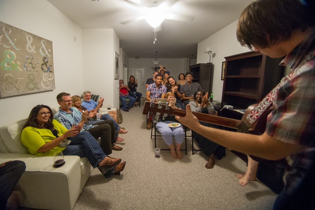 TenTen Concerts - House Concerts Made Easy - ConcertsInYourHome